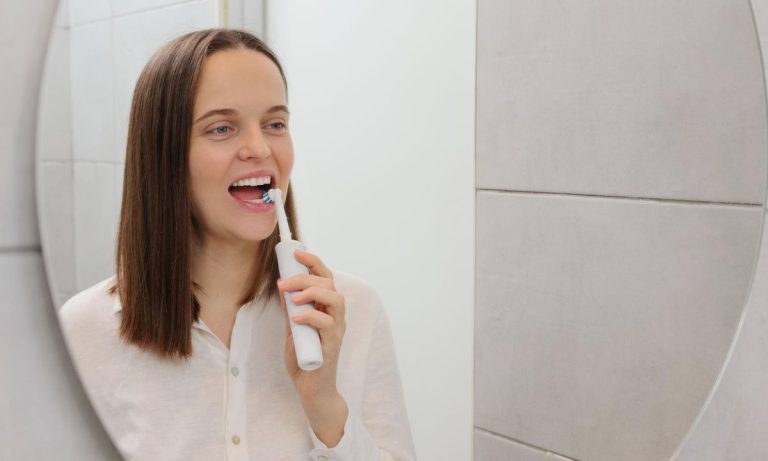 When Can I Wear My Retainer After Wisdom Teeth Removal?